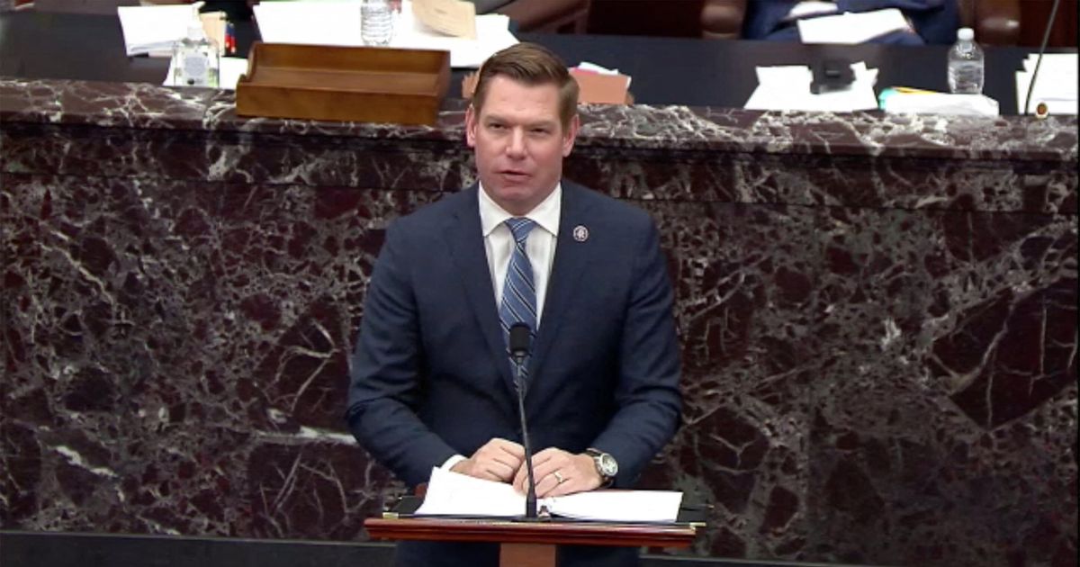 Une Américaine arrêtée pour IVG devant sa famille : le clip choc du ...