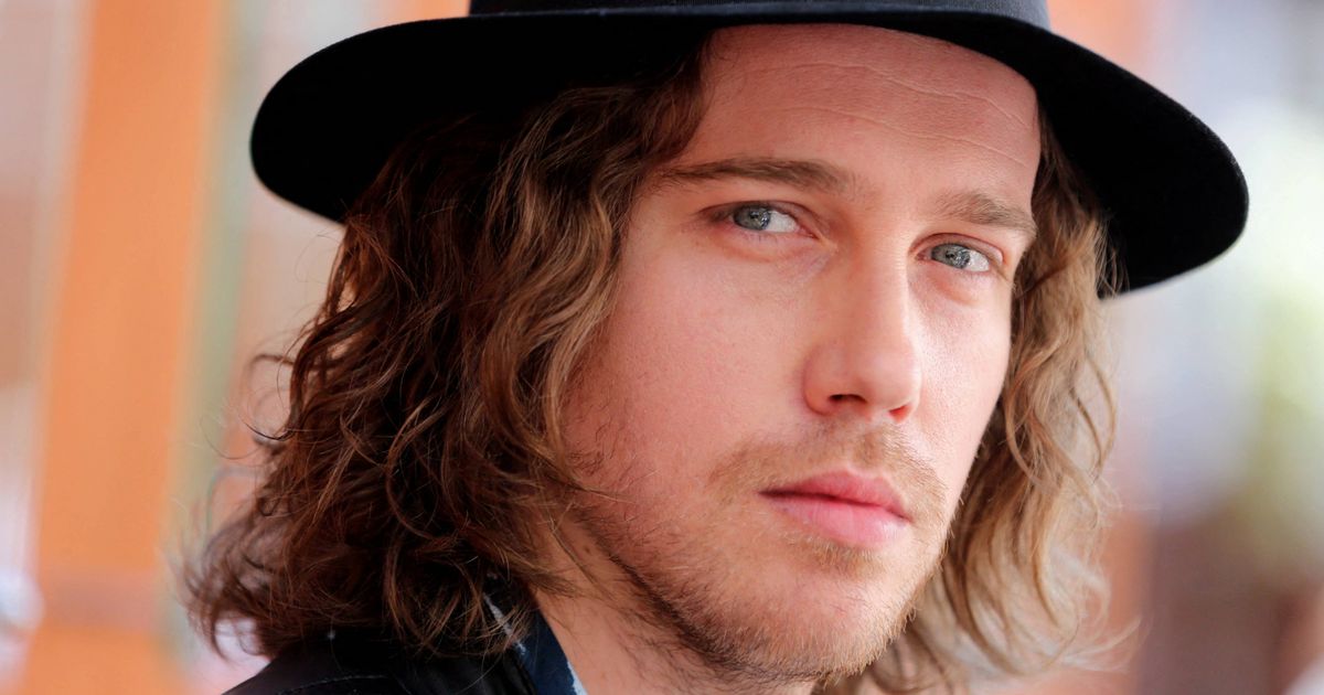 "T'as compris le principe, Einstein ?" : Julien Doré recadre un ...