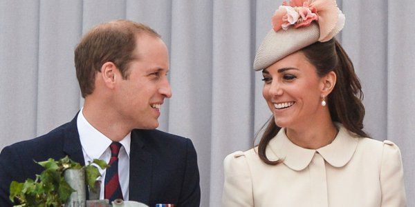 Kate Middleton et William : tenues correctes exigées aux journalistes ... Kate Middleton et William : tenues correctes exigées aux journalistes ...