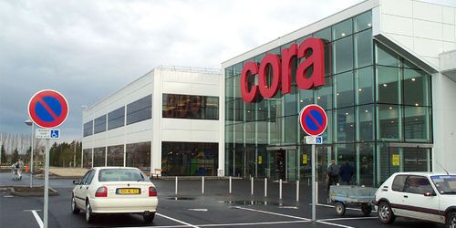 Le supermarché Cora rattrape le coup en vidéo - Terrafemina