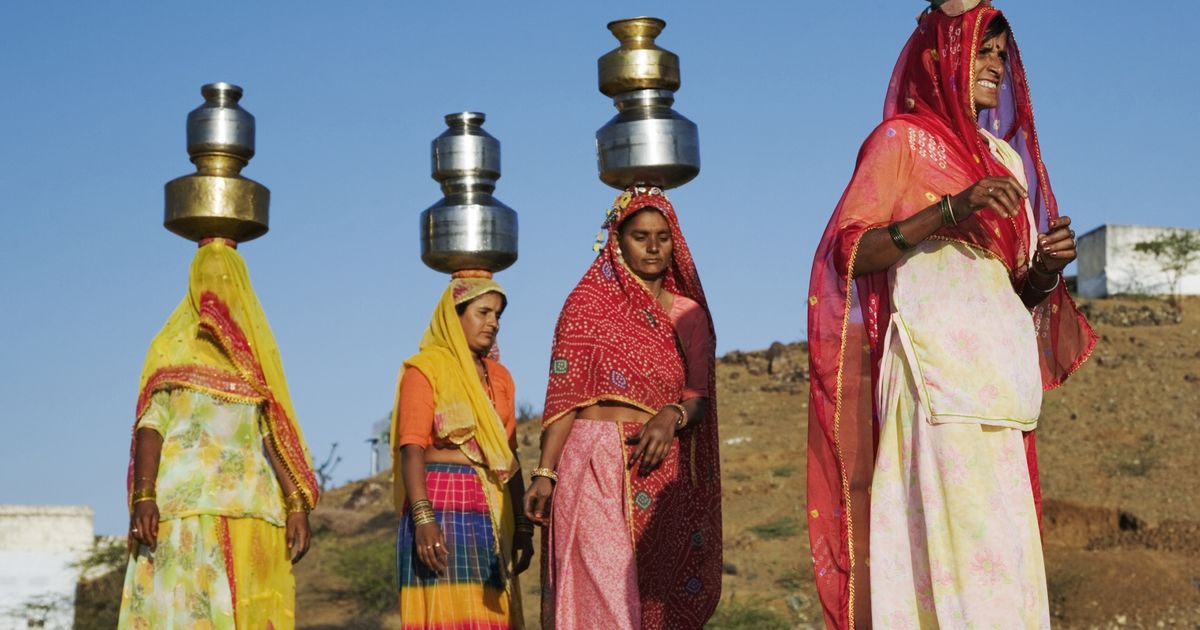 Les Indiennes se privent d'eau pour éviter les agressions - Terrafemina Les Indiennes se privent d'eau pour éviter les agressions - Terrafemina