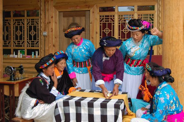 Sociétés matriarcales : pourquoi elles ont de quoi nous inspirer ...