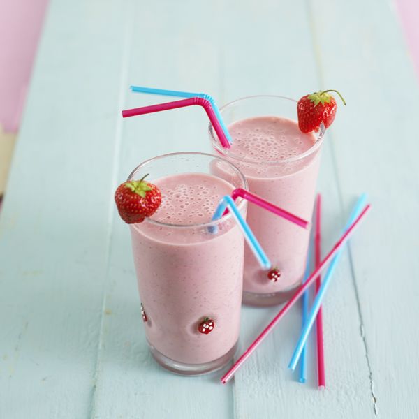 La délicieuse recette du smoothie protéiné à la fraise - Terrafemina