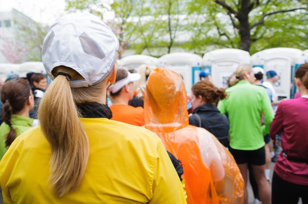 Angleterre : elles inventent un urinoir pour femmes révolutionnaire ...