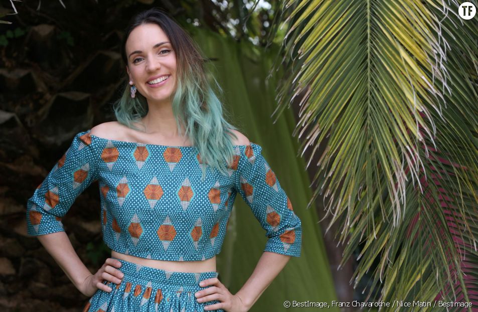 Qui est Natoo, Youtubeuse et auteure à succès du livre "Icônne ...