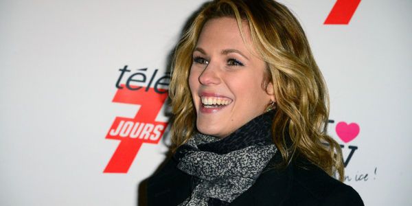 Lorie dévoile son voyage dans le désert sur Instagram - Terrafemina