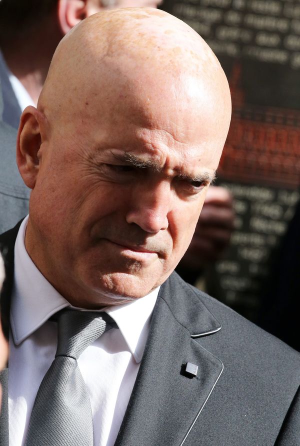 Louis Bodin revient sur son comportement après le drame de "Dropped ...