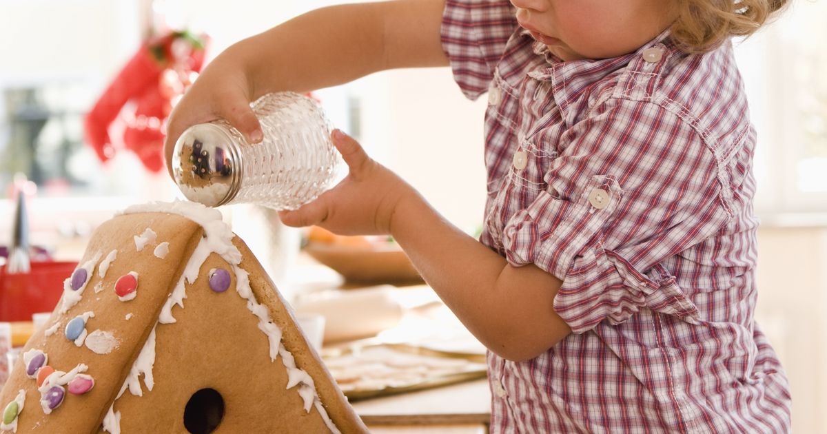 DIY de Noël : comment faire une maison en pain d'épice avec un enfant ...
