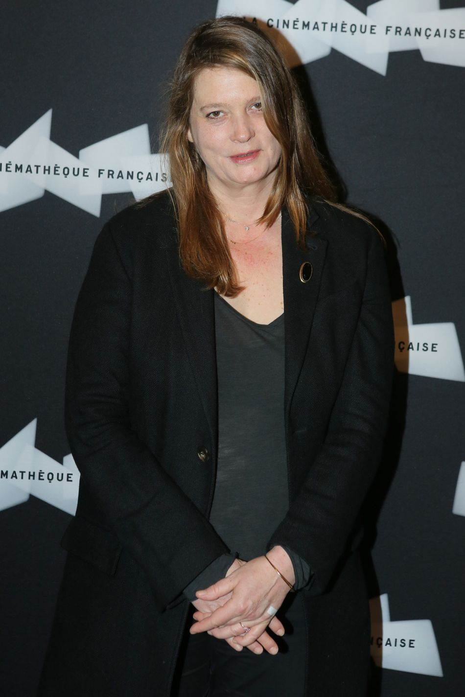 "Unique", "mélancolique" : cinéphiles et célébrités pleurent la ...