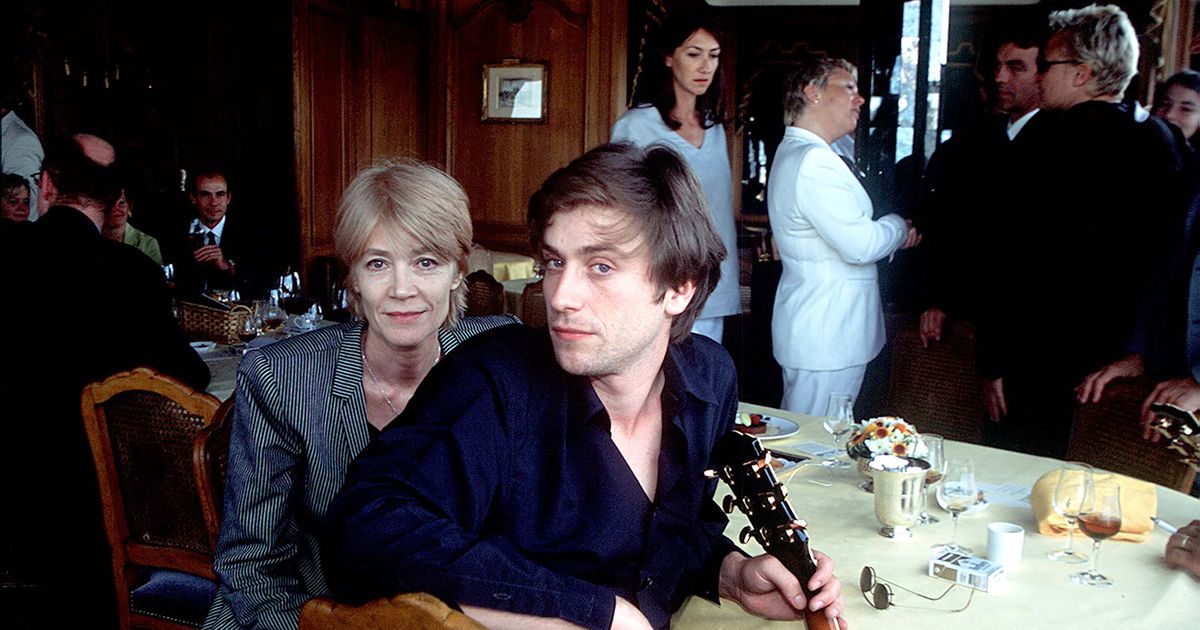 "Elle me manque beaucoup" : Thomas Dutronc rend hommage à sa "maman ...