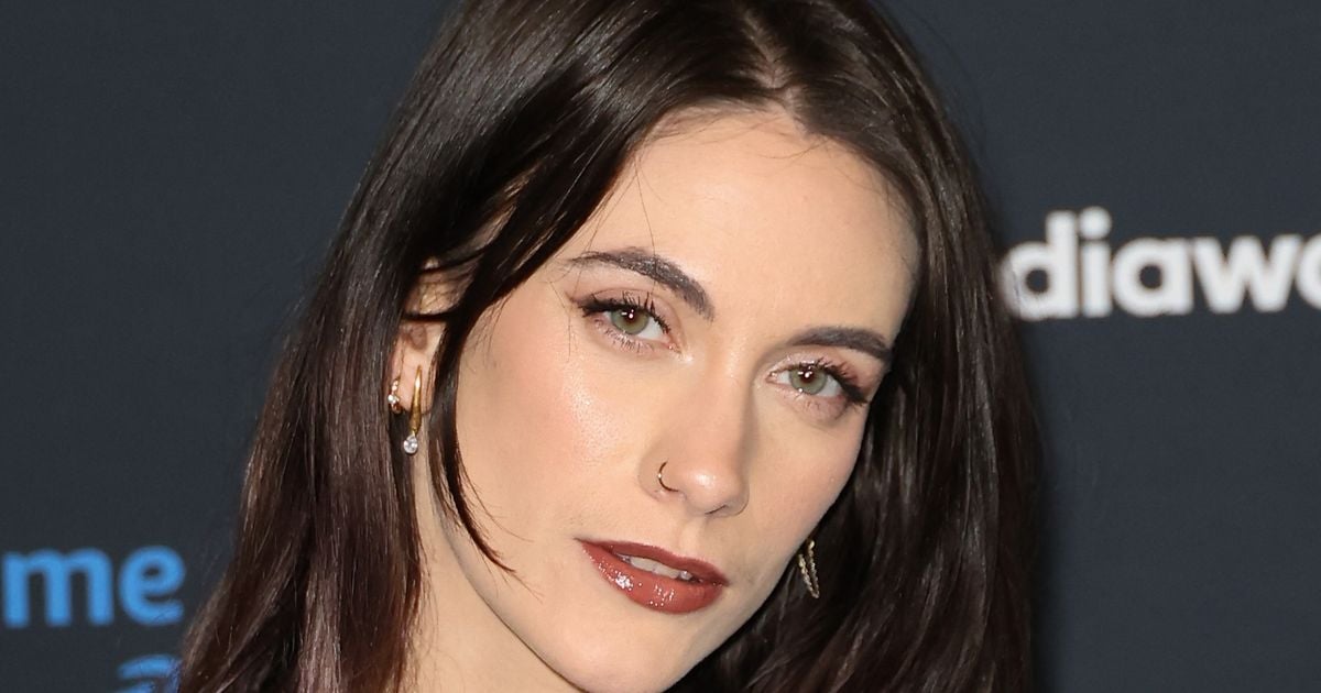 "Quelle star", "WOW", "Reine" : la streameuse Maghla éblouit Cannes et ...